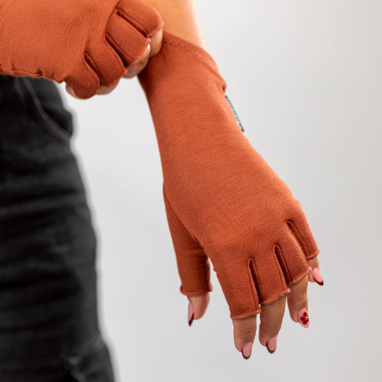 Premium Onecompress™ Gloves | Discover Stronger Hands in Minutes